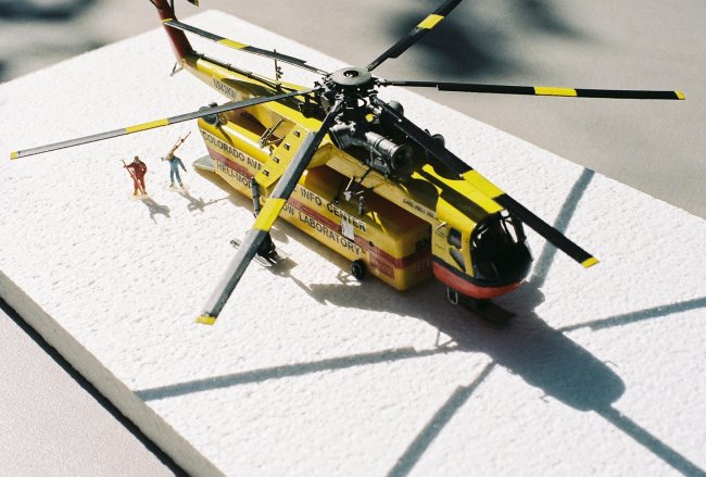 1/72 Revell CAIC CH-54A Skycrane with heli-mobile snow lab by Halsted ...